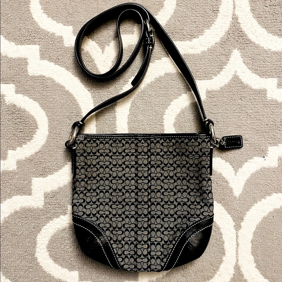 Coach | Bags | Coach Signature C Jacquard Print Canvas And Leather Trim ...